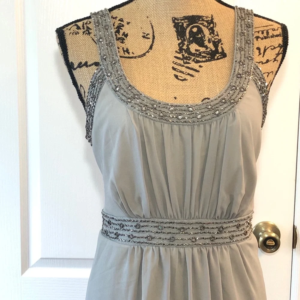 A Pea in the Pod | Dresses | Nwot Pea In The Pod Grey Sequence Dress ...